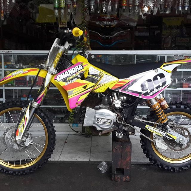 Cara Memiliki Modif Fantastis Rangka Fiz R Jadi Trail Dengan ...