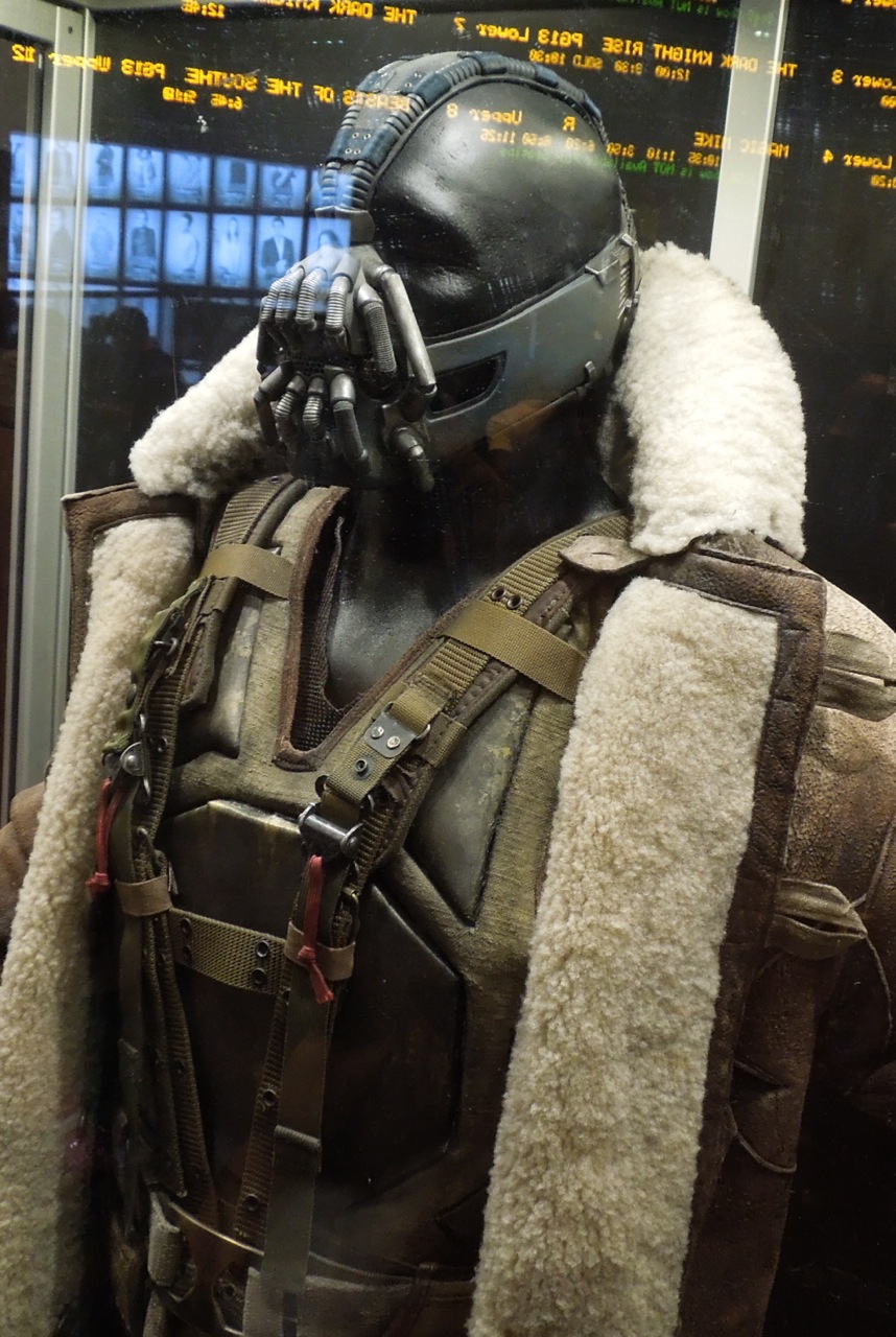 Hollywood Movie Costumes and Props: Tom Hardy's Bane costume from The ...