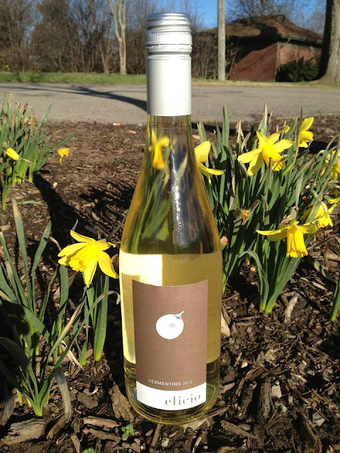 Wine and Opine: 2013 Elicio Vermentino Wine Review