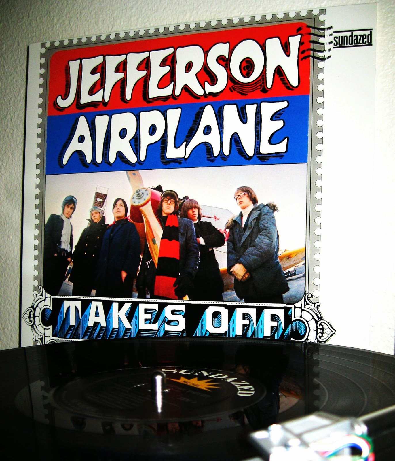 THE ROSE COLORED CORNER: JEFFERSON AIRPLANE - JEFFERSON AIRPLANE TAKES ...
