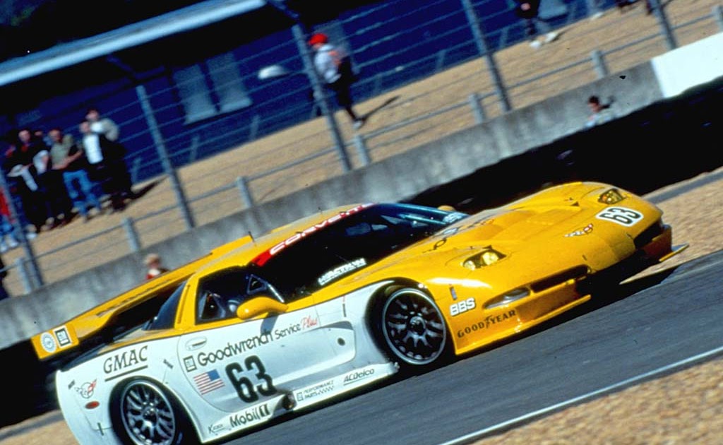 SLOT COLORS: Corvette C5R - Goodwrench Le Mans 2000