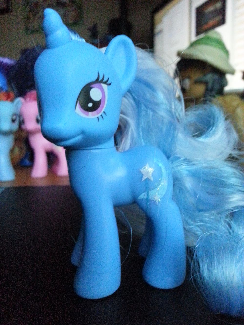 Equestria Daily - MLP Stuff!: Toy Review - Toys R' Us Exclusive ...