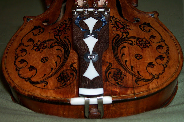joel peyton, luthier: hardanger fiddle