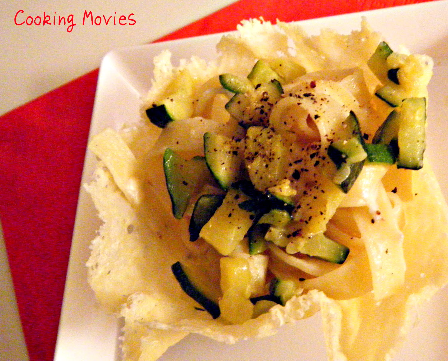 Tagliatelle con zucchine, Ottavio e Lou Blau in cestino di Gran Kinara ...