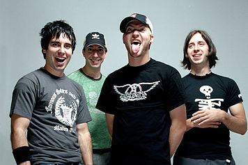 X EL ORGULLO DE MI SANGRE (GUATE-CORE): FM Static What are you waiting For?