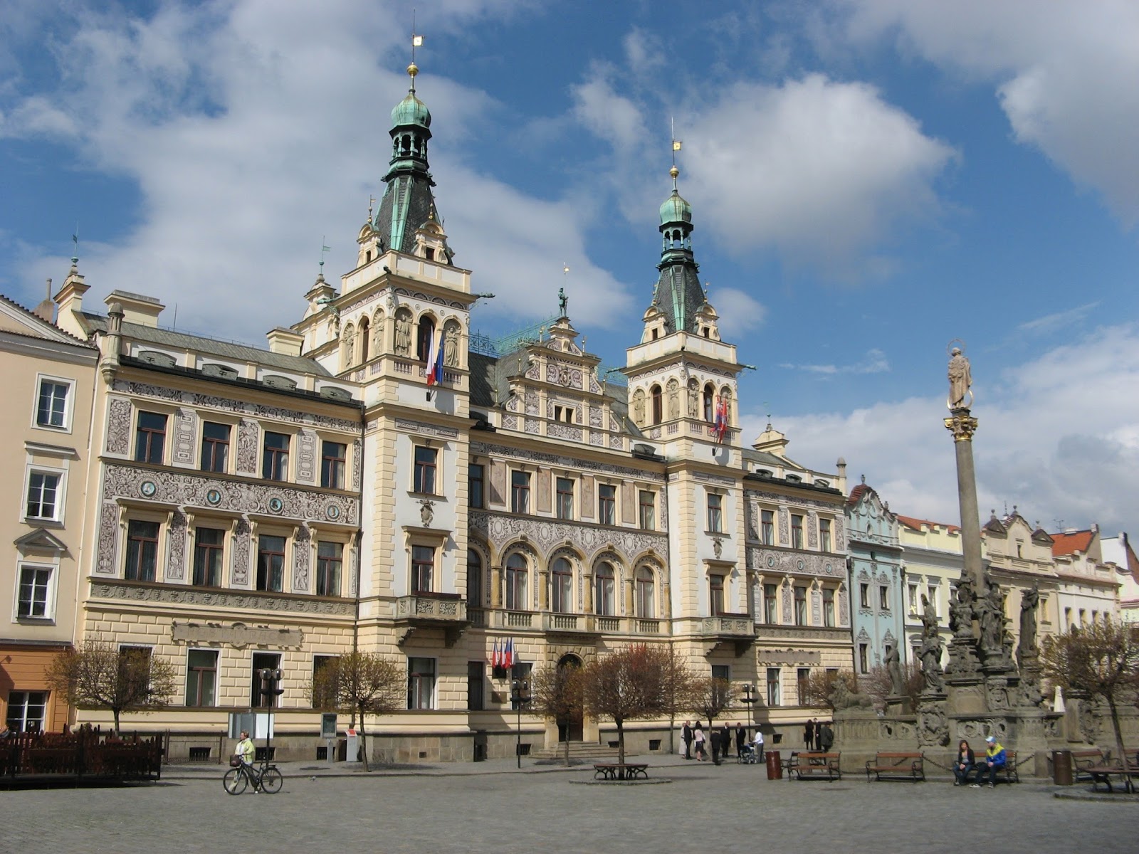 The Goulash Train - A Central and Eastern Europe Travel Guide: The 50 ...