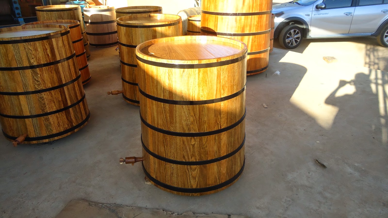 Vitrine Capixaba: FÁBRICA DE TONÉIS E CACHAÇA SUPREMA.