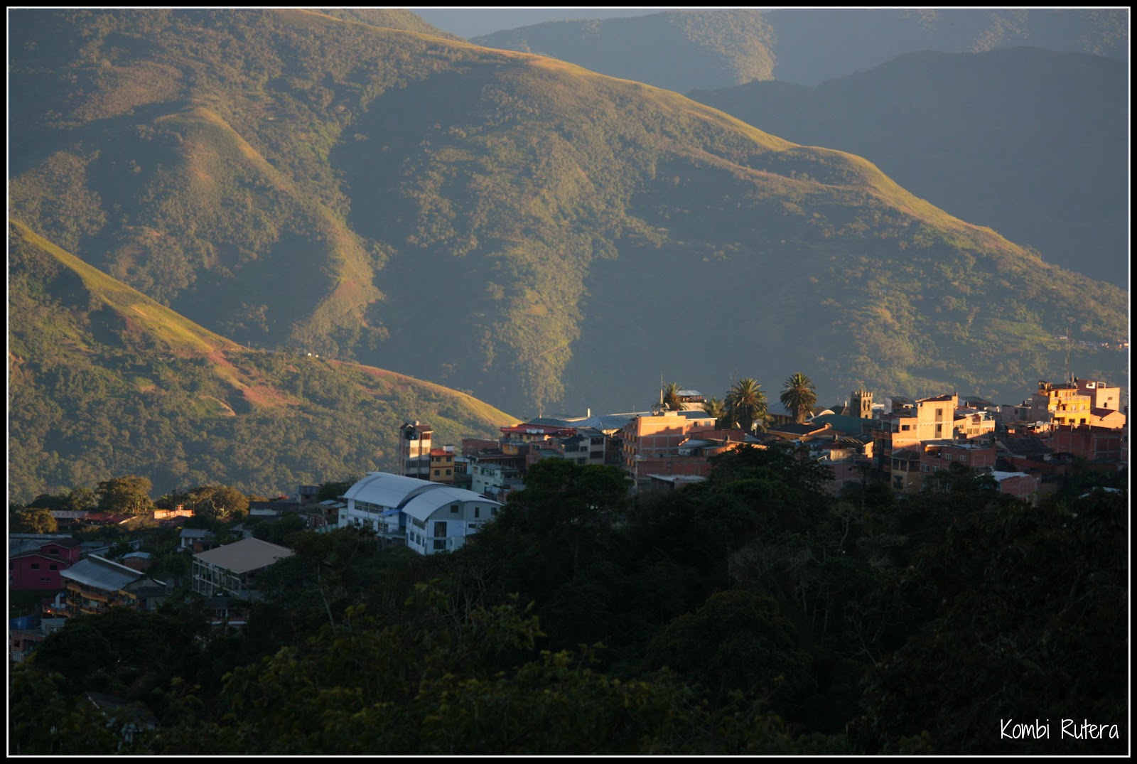 Kombi Rutera: Coroico: El paraíso de Bolivia