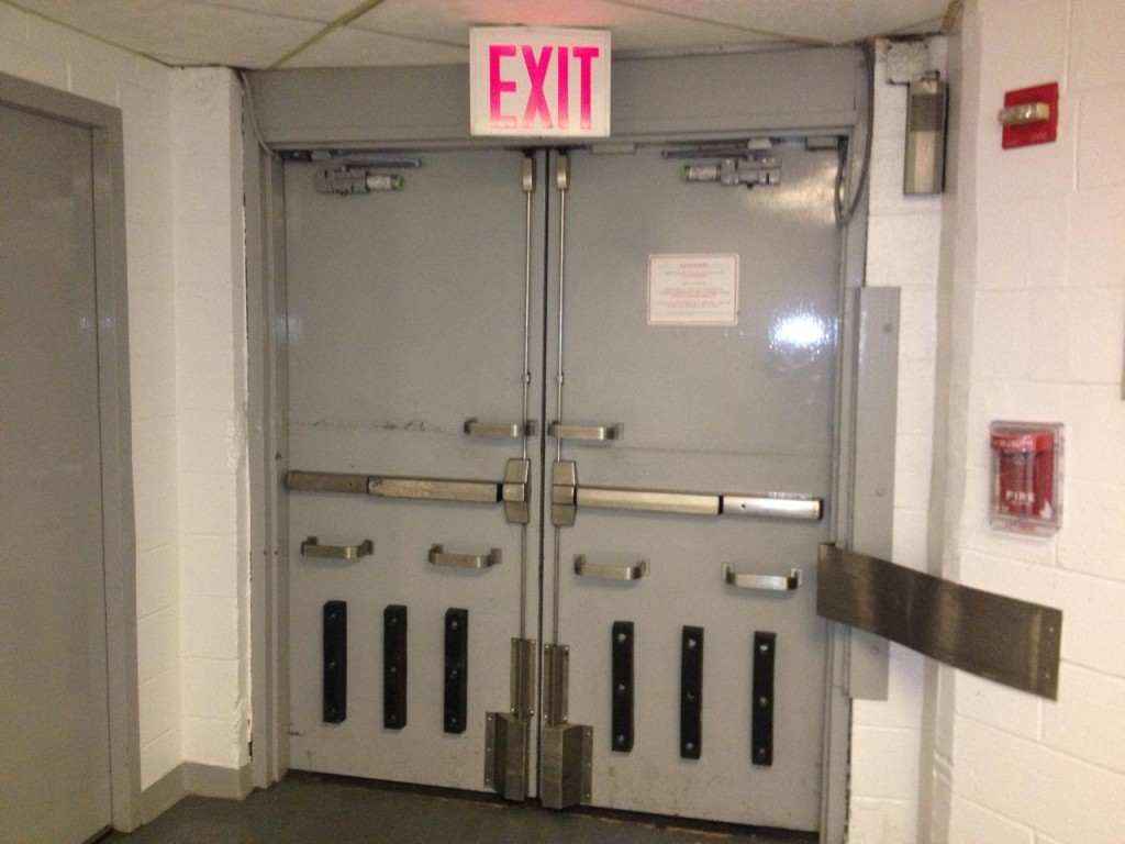 Despre usi: Căi de evacuare