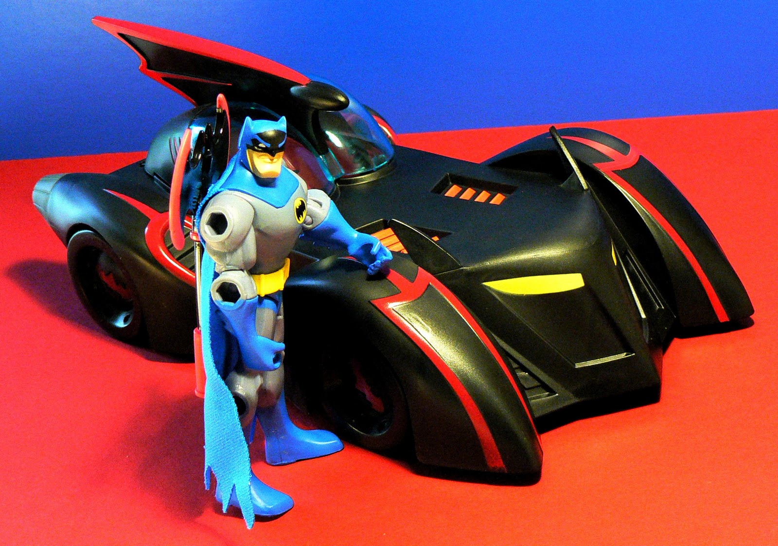 Super-DuperToyBox: The Batmobile!