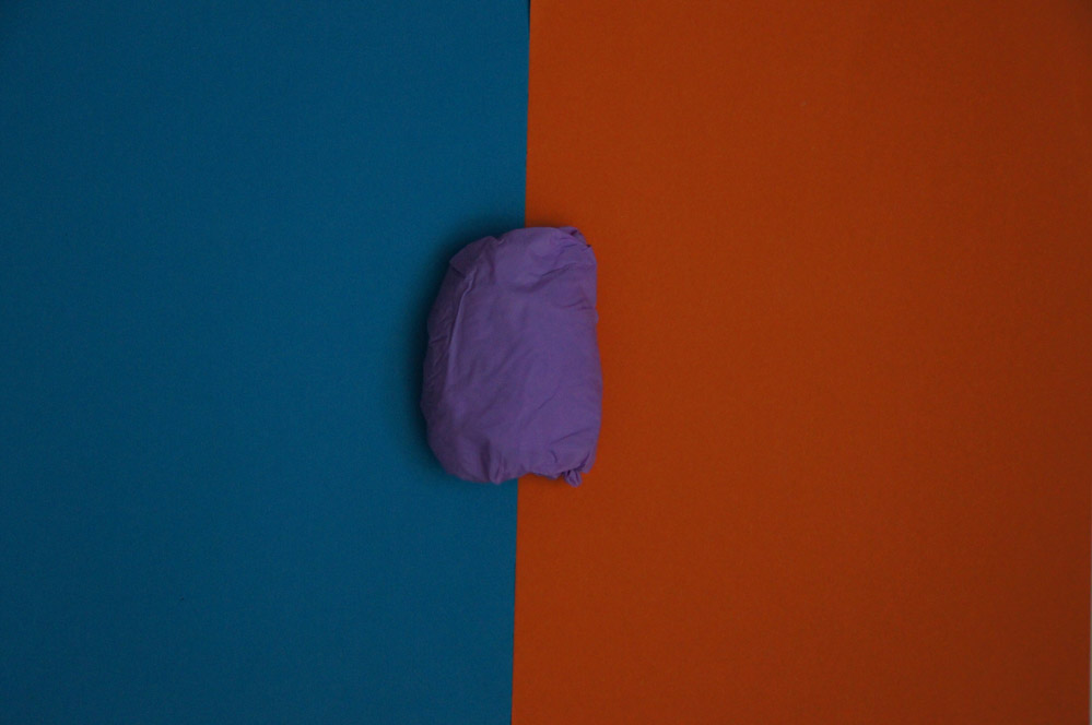 Pantone Experiments: Complementary Contrast | Design Practice