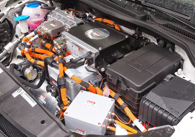 Green Motion Planet: 2015 VW e-Golf electric