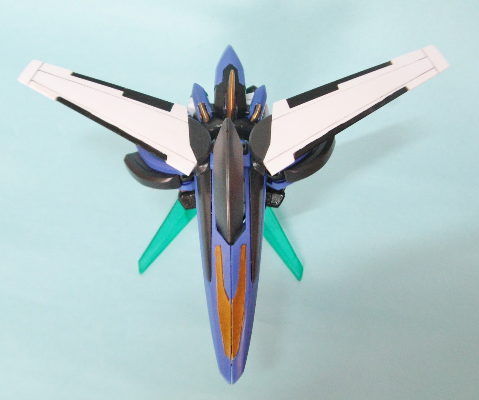 "Dan-Ball Senki "紙箱戰機LBX 1 : 1 ODIN奧丁