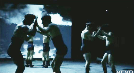 Boys in short shorts: Fit lads dance in shorts- Alejandro