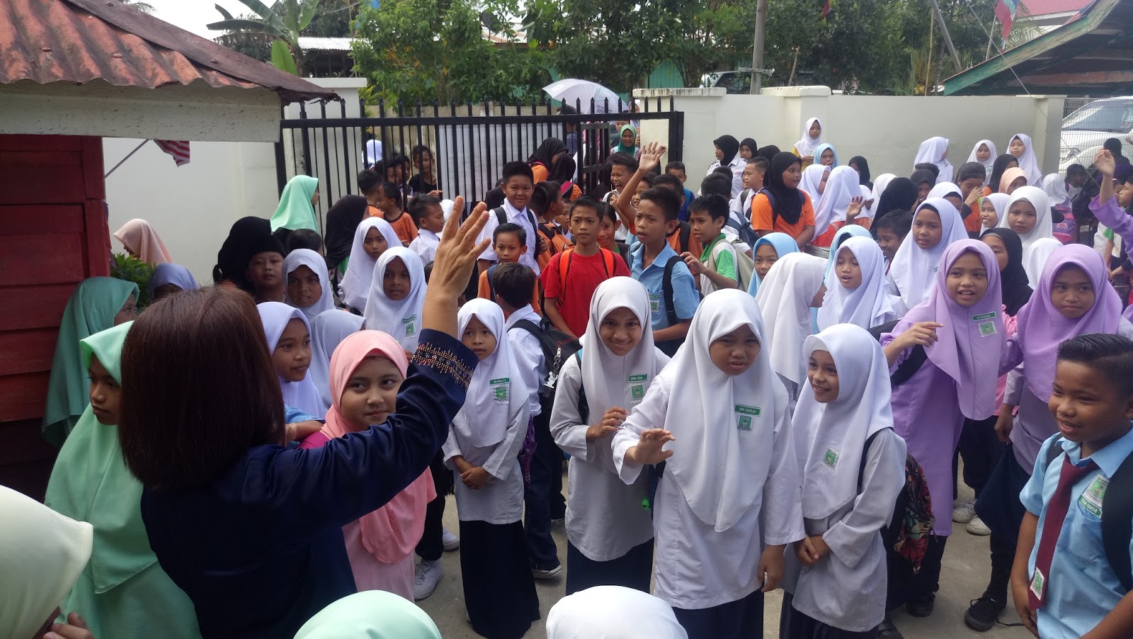 SK RAMPAYAN MENGGATAL ,KOTA KINABALU