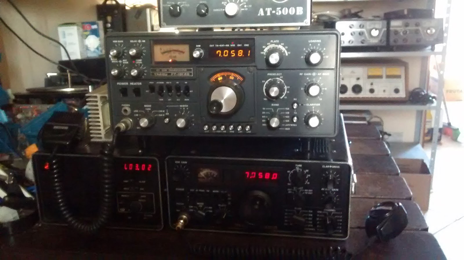 Transceptores Clássicos: Yaesu FT-101ZD