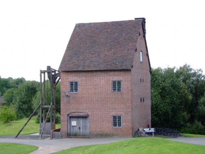 මෝටර් එන්ජිමේ ඉතිහාසය - 02 : නිව්කොමන් එන්ජිම (the Newcomen steam ...