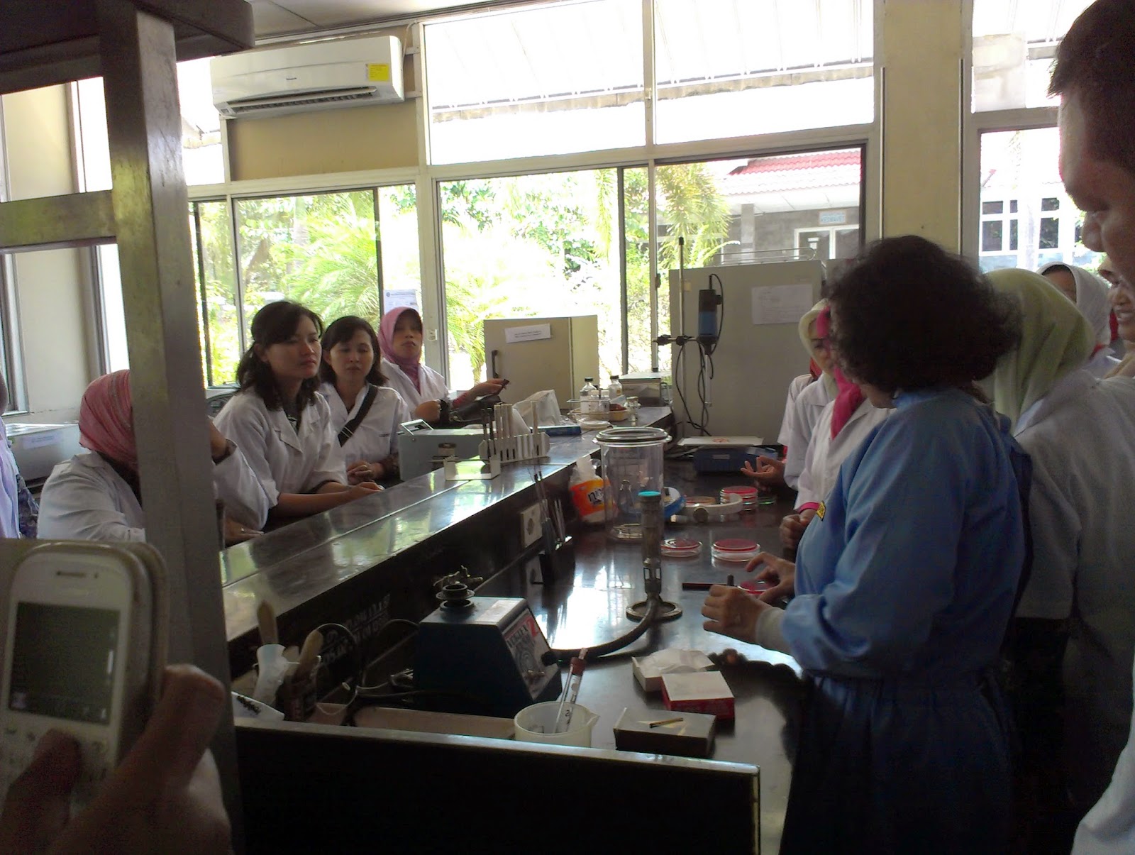 Buku Bernas: Pelatihan Laboratorium Kesehatan Hewan BBVet Wates