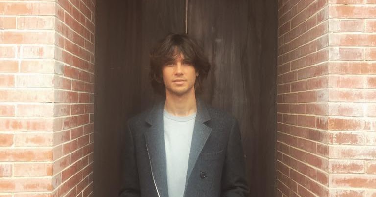 Indie Obsessive: “Don't You Cry for Me” by Cobi – A Song Review