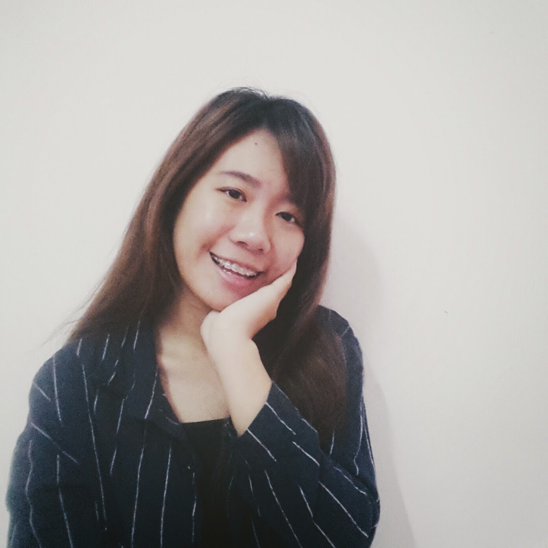 Square Space.: About Me