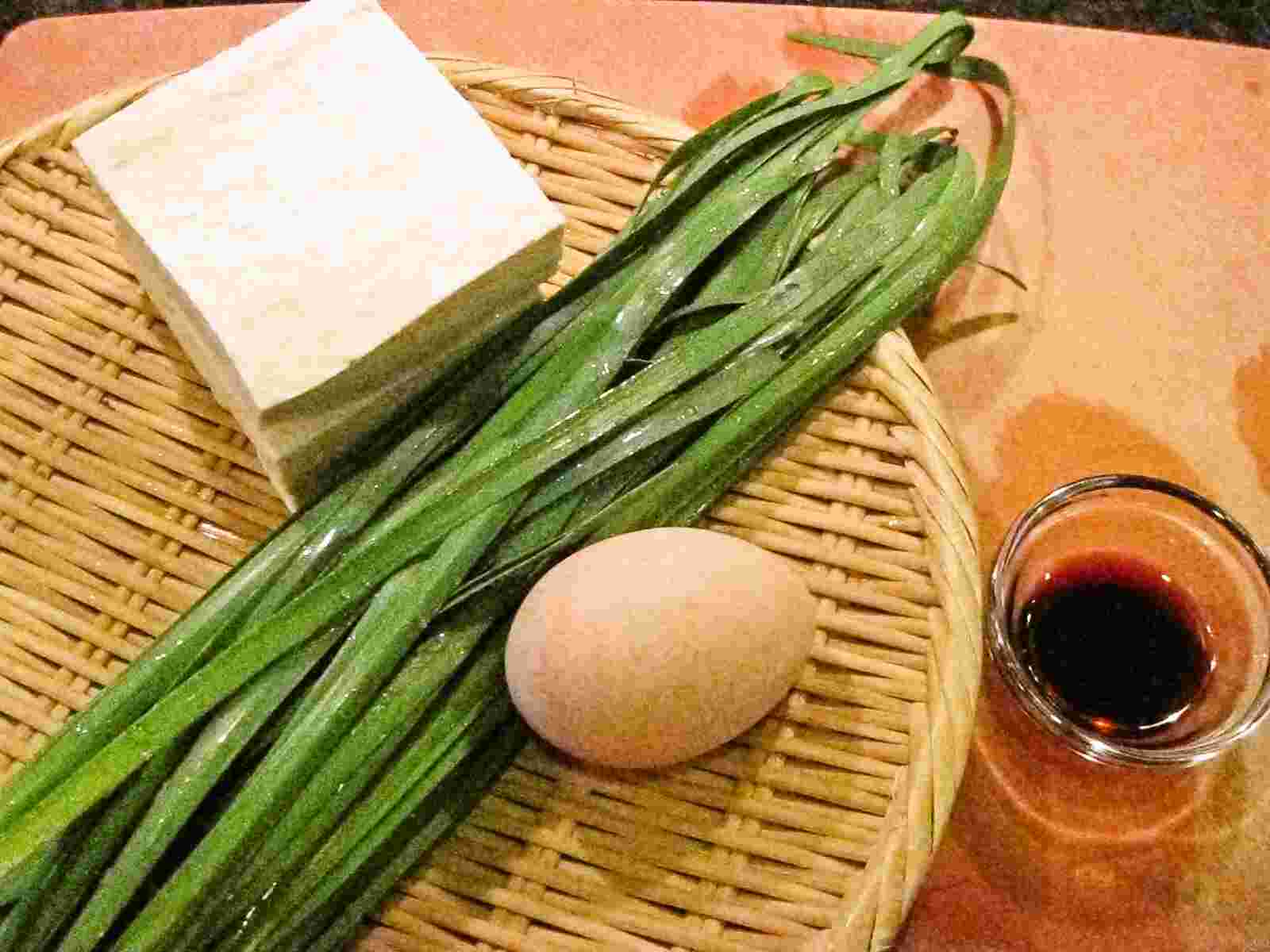 Recipes for Tom: Nira no champuruu / Okinawan-style stir-fry with tofu ...