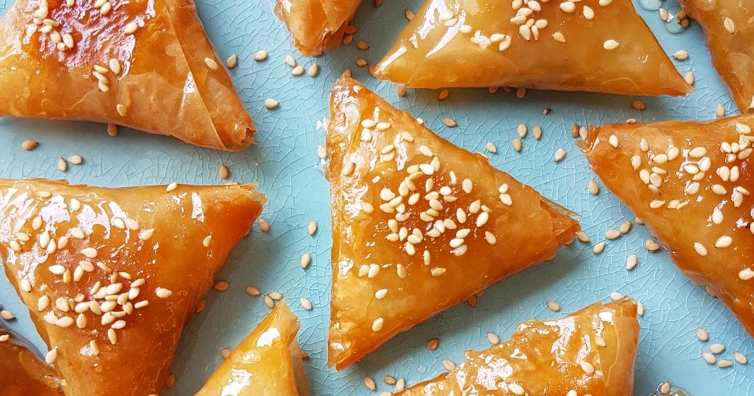 Briwat (Marokkaanse filo-amandeldriehoekjes)