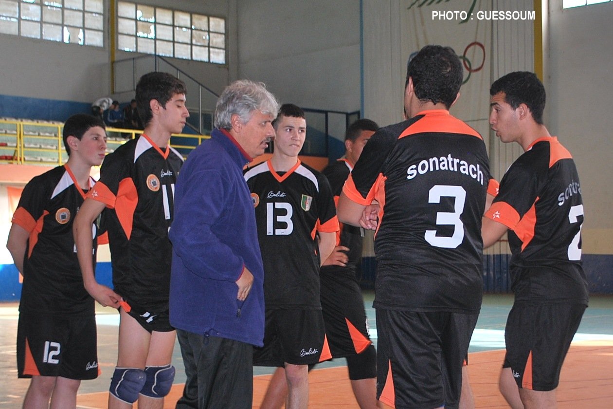 GUESSOUM VB: CADETS : GSP PETROLIER SAISON 2012/2013