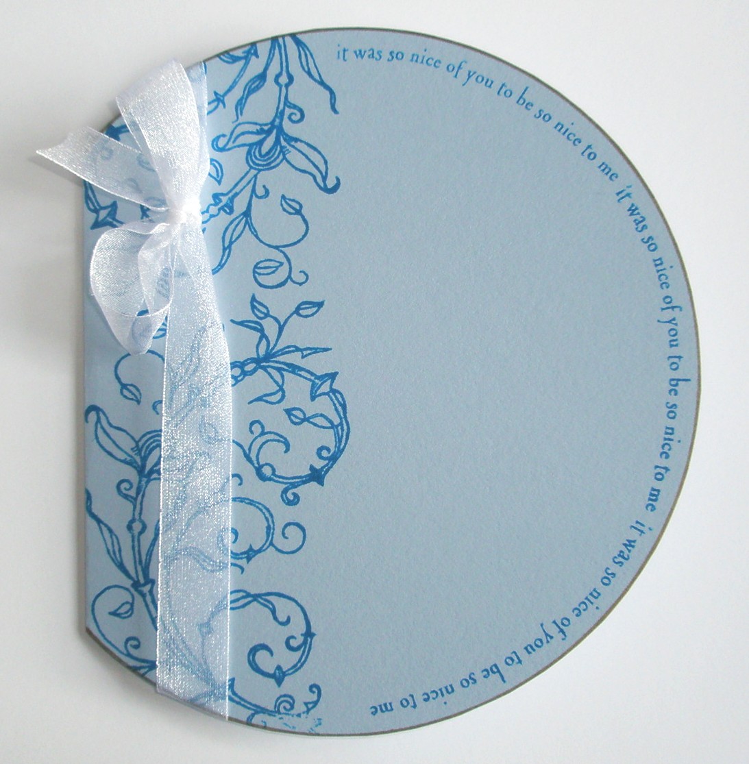 Waves of Creativity: Circular Card