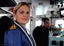 Sarah West : Η πρώτη γυναίκα Κυβερνήτης Φρεγάτας στο Βρετανικό Ναυτικό ...