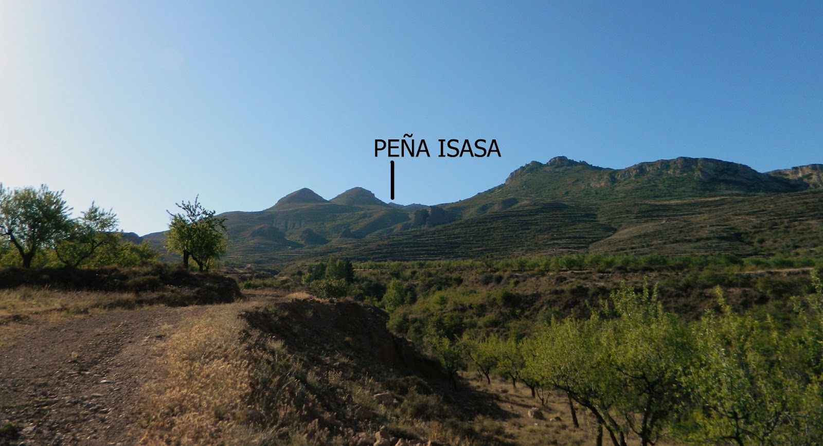 MENDIEN ARTEAN: PEÑA ISASA "que muchos la ven y pocos la pasan"