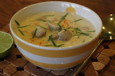 Pui toscan in sos cremos cu usturoi ~ Călătorii și Bucătăreli