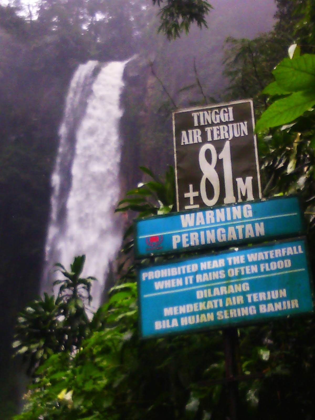 Wiyak Bumi Wiyak Langit: Taman Wisata Grojogan Sewu Tawangmangu