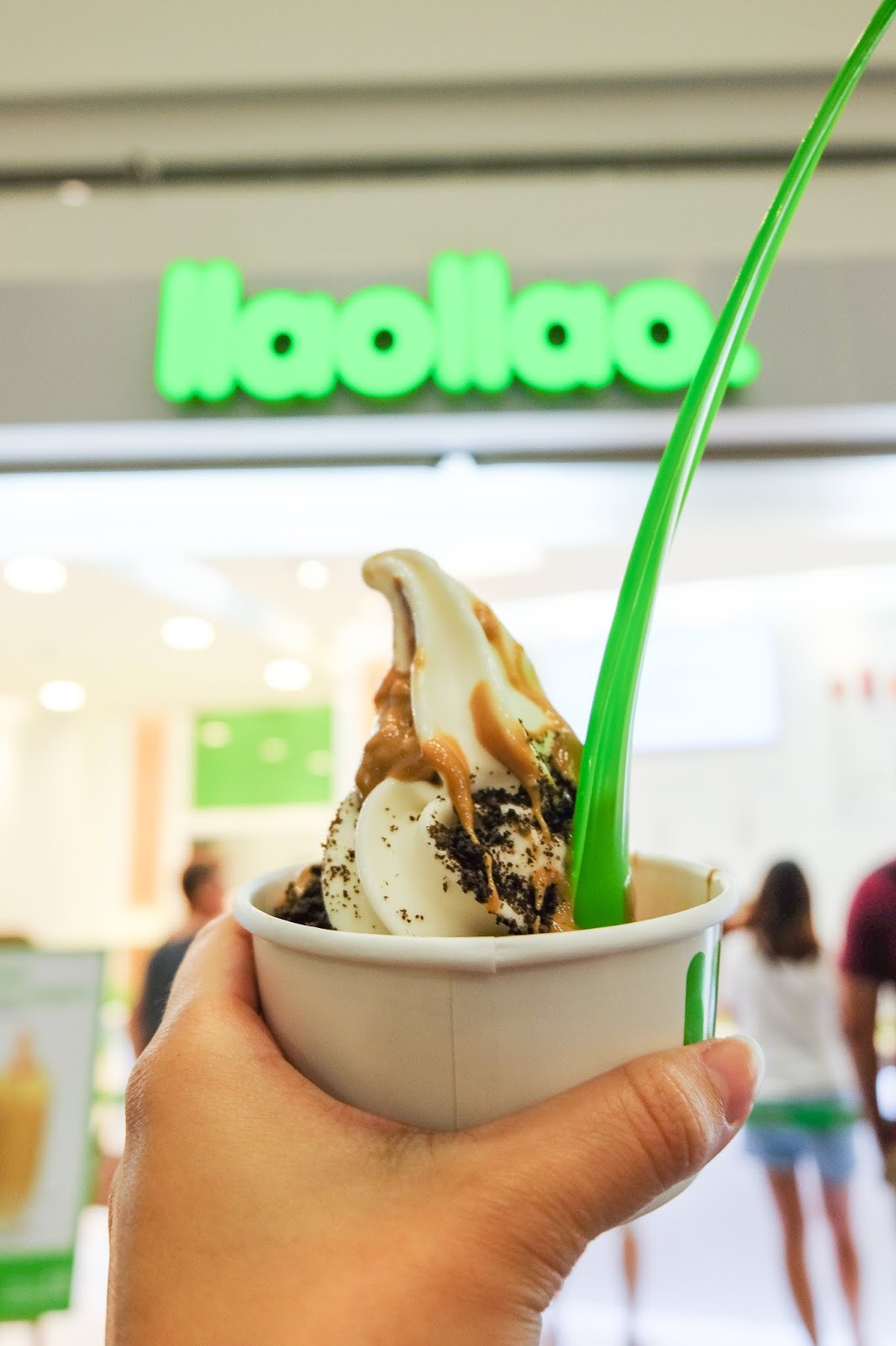 Llaollao Natural Frozen Yogurt: THE BEST FROYO EVER! - The Foodinista