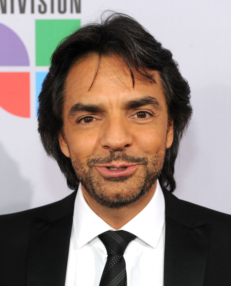 NOTICIAS Y EFEMERIDES MUSICALES Y DEL CINE: EUGENIO DERBEZ, UN 02 DE ...