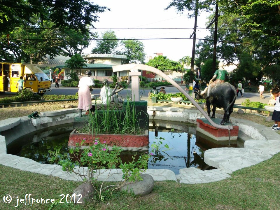 Bisayang Manlalakbay around the Philippines: Hello Silay City Hall in ...