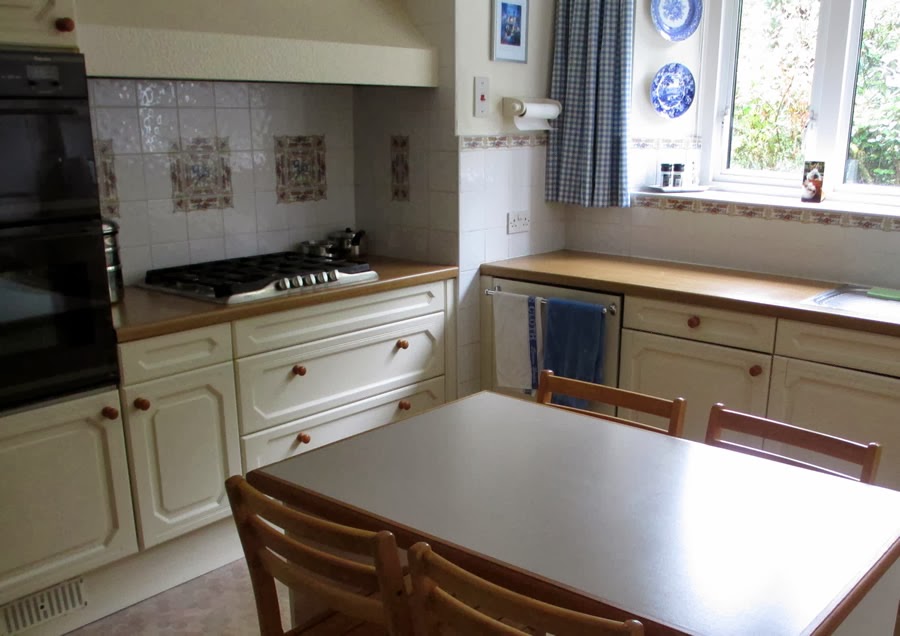 Flutterby Patch: Kitchen chaos