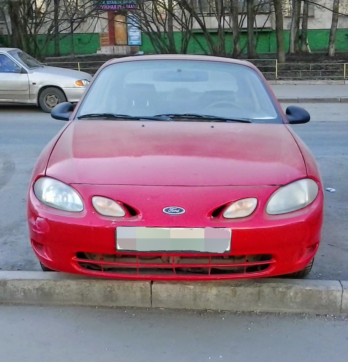 Spotted...cars in Moscow: 1998 Ford Escort ZX2 / Ford ZX2