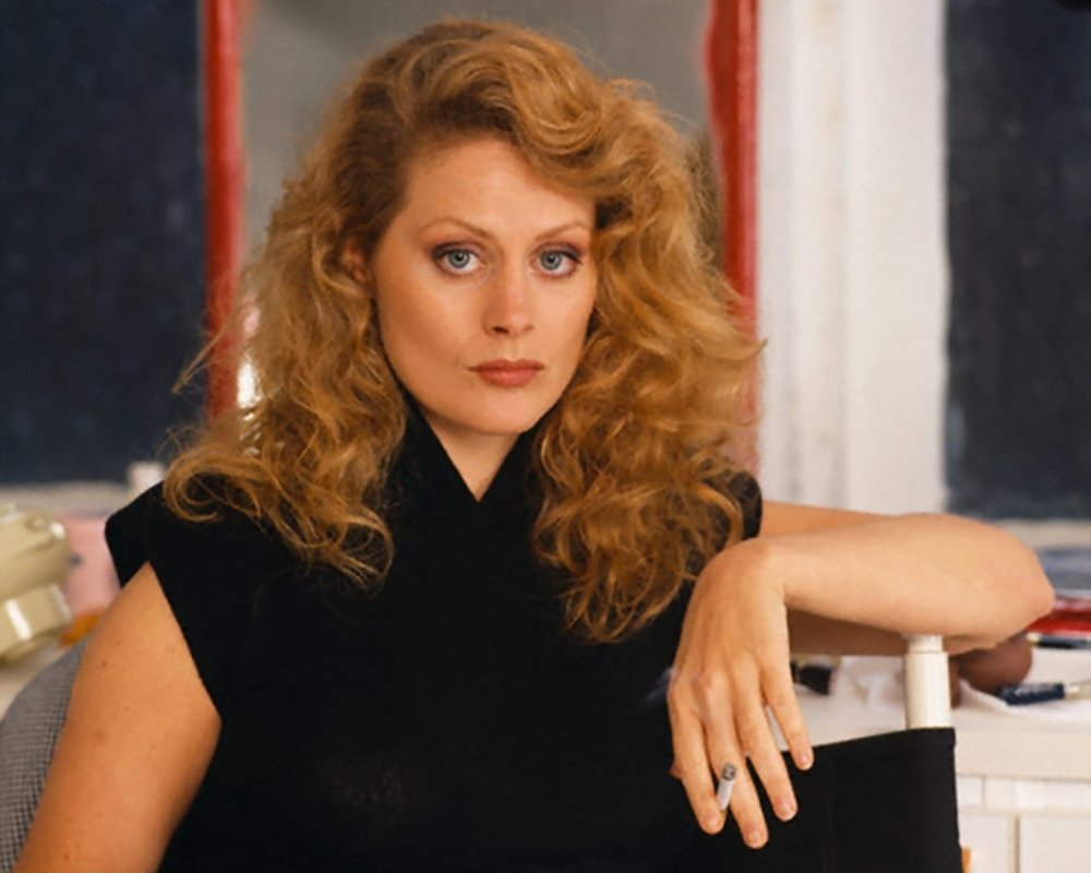 Beverly D'Angelo | Beverly d'angelo, Beverly, Celebs