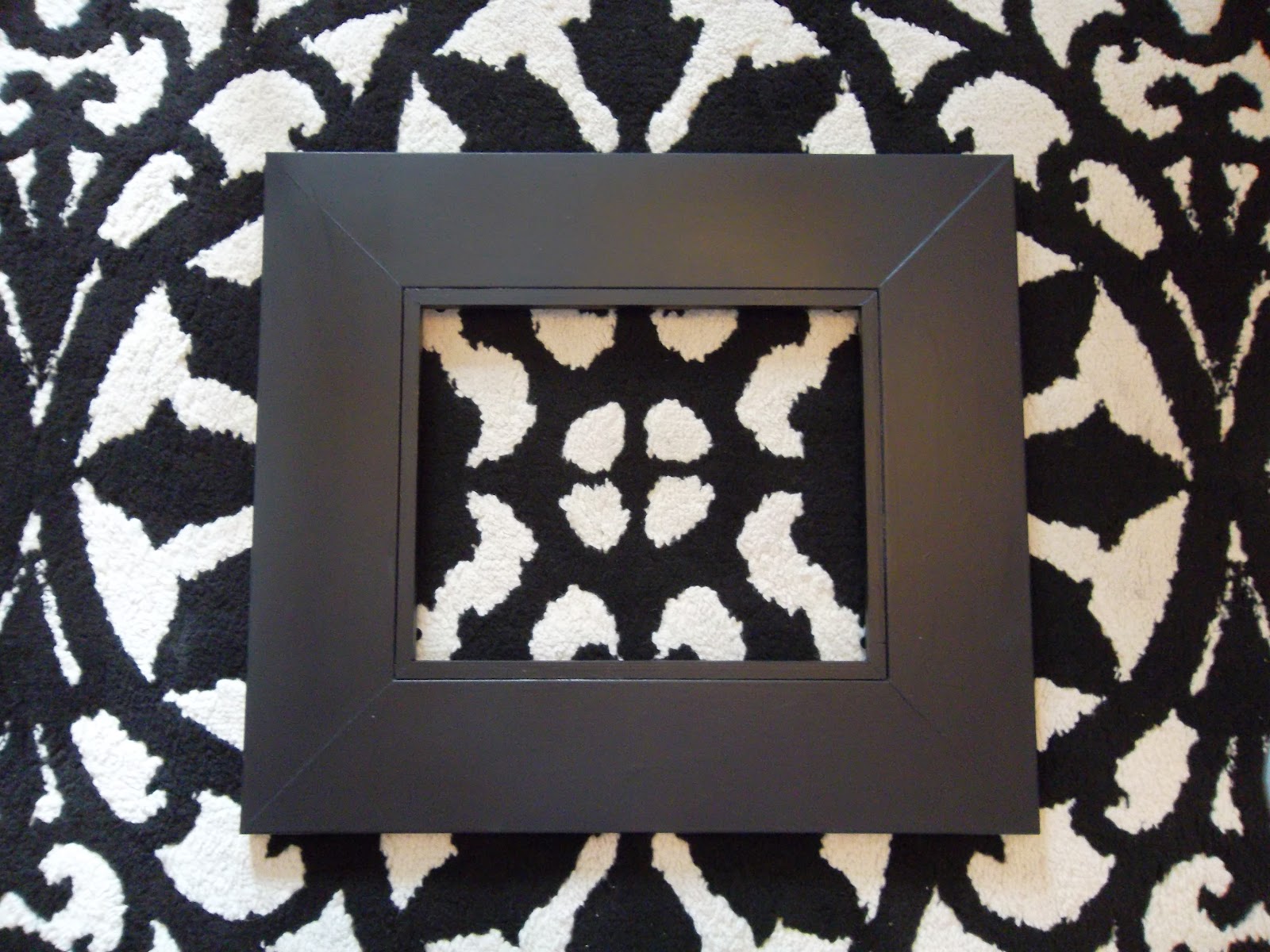 Quirks and Progress: DIY: How to Make Frames from Moldings