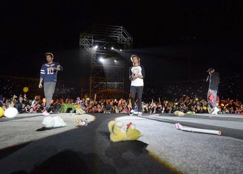 One Direction Girls ♥: Concierto en Santiago de Chile.-Where We Are ...