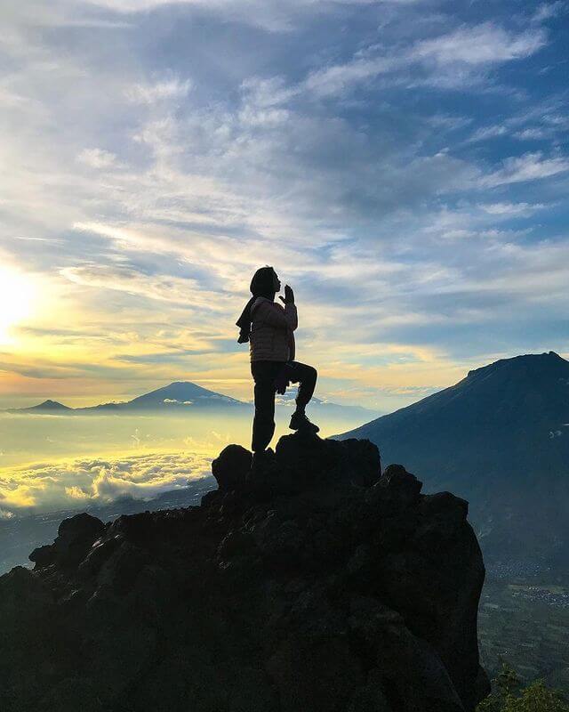 9 Manfaat Mendaki Gunung Bagi Tubuh dan Mental, Nomor 8 Gak Nyangka Banget!