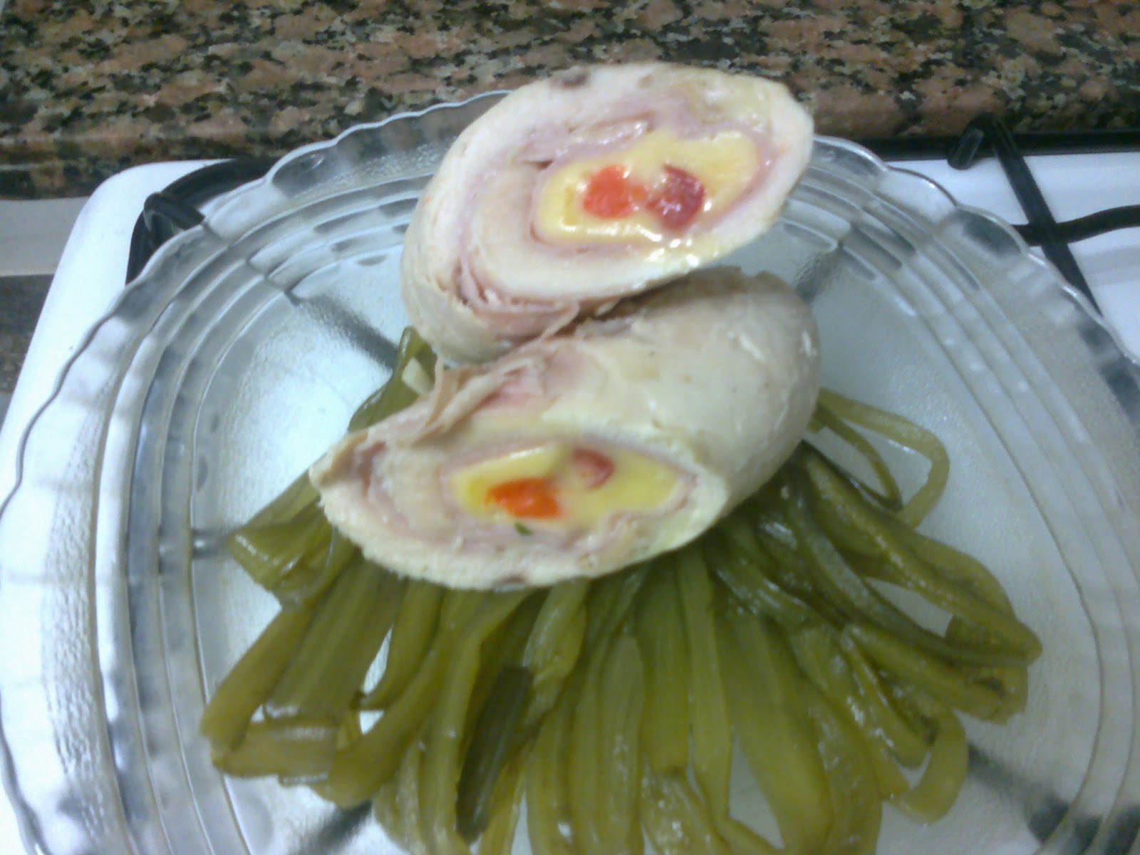 Viandas & Comidas Light: Roll de pollo rellenos, pamplonas o matambrito ...