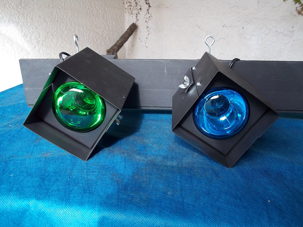 conexion: 4 Luces spot de colores