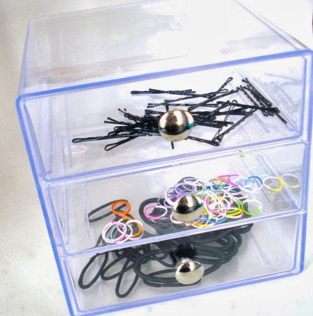 BowSweet: Tuesday Tips - Bobby Pin Storage