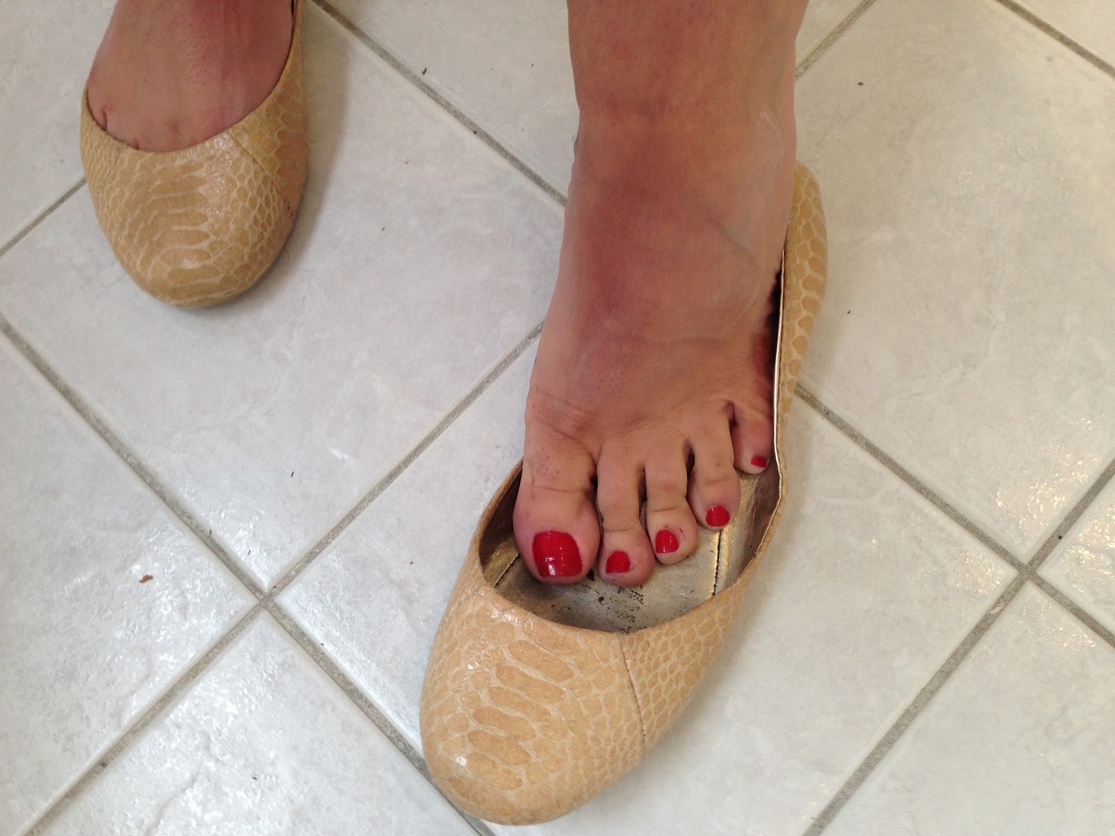 Briddys Feet: You never know how well worn a girls shoes are until you ...