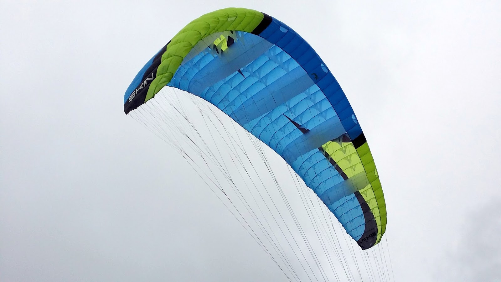 Besonderheiten der Single-Skins