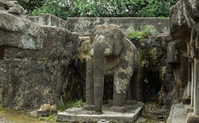 पुणेरी मिसळ: The Ruins of Ambejogai.