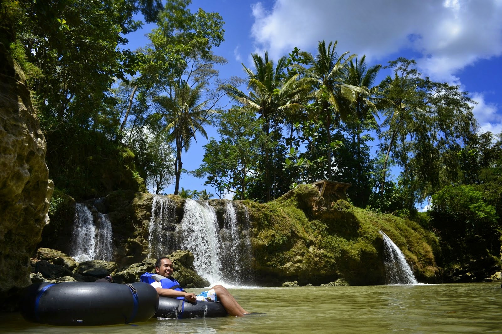 Trip Goa Pindul : River Tubing / Fun Tubing Sungai Oyo