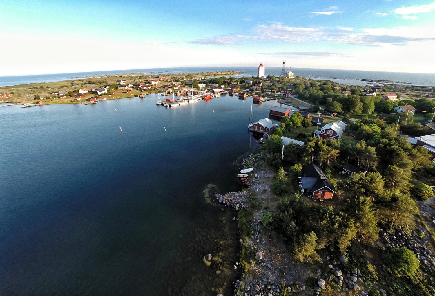 Utö - the distant island of contrasts - S/Y Dolphin Dance