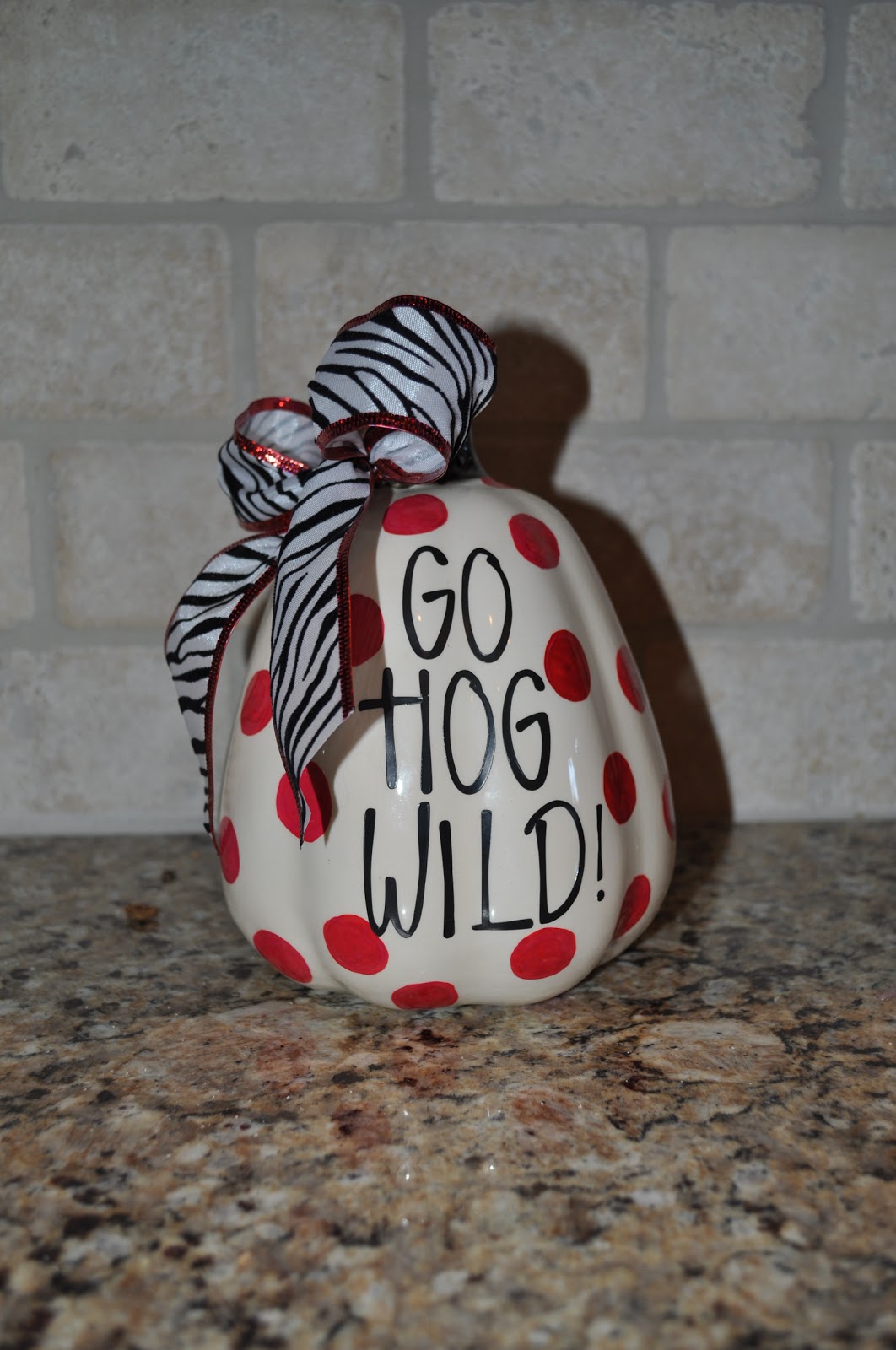 E3 Creations: DIY: Arkansas Razorback School Spirit Pumpkins